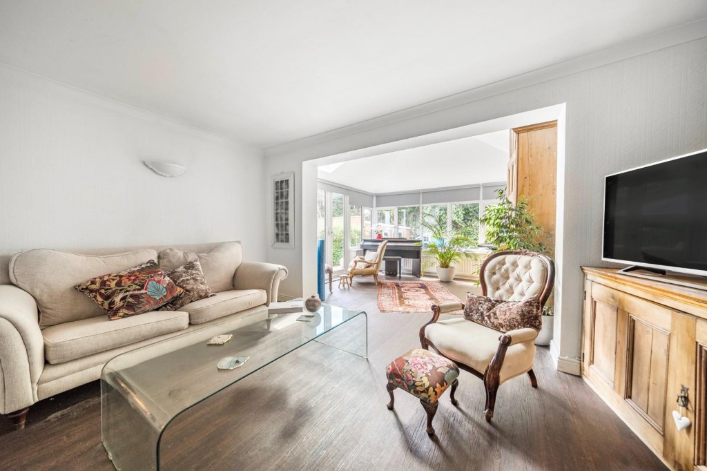 Perrycroft, Windsor, Berkshire, 4 bedroom, House - End Terrace